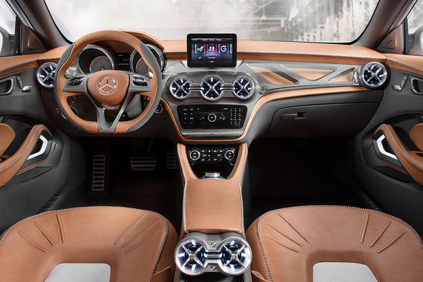 Mercedes GLA interni - Terni Oggi